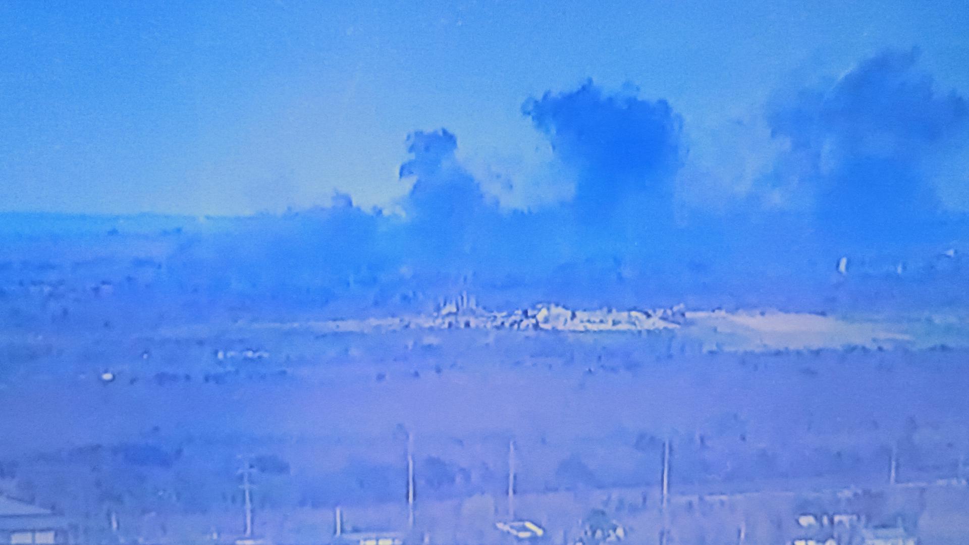 Tire fire spotted near I-10 in New Orleans East | wwltv.com