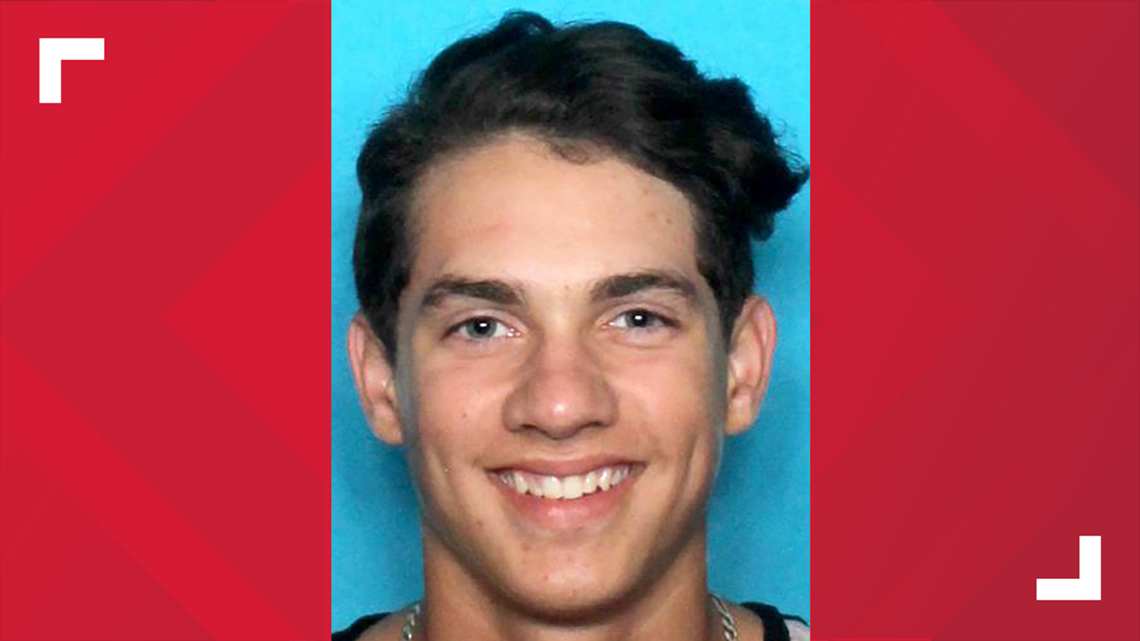 19-year-old wanted for att. murder at Houma parade, police say | wwltv.com