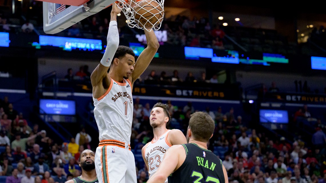 Victor Wembanyama has key late block, Spurs rally to beat reeling ...