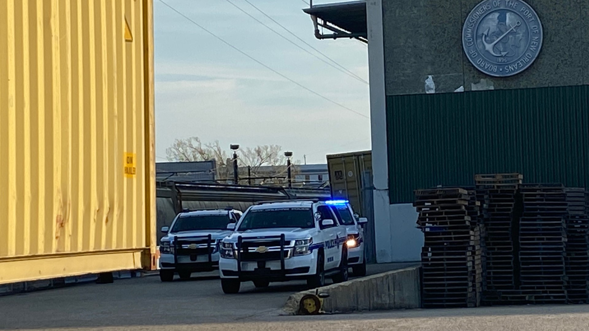 Body found near wharf in French Quarter | wwltv.com