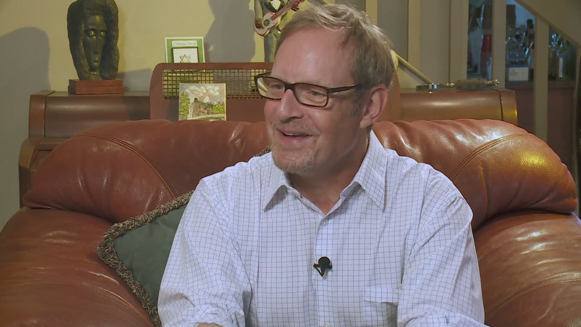 'Magical day of music': Hugh Jackman surprises Milwaukee high school ...