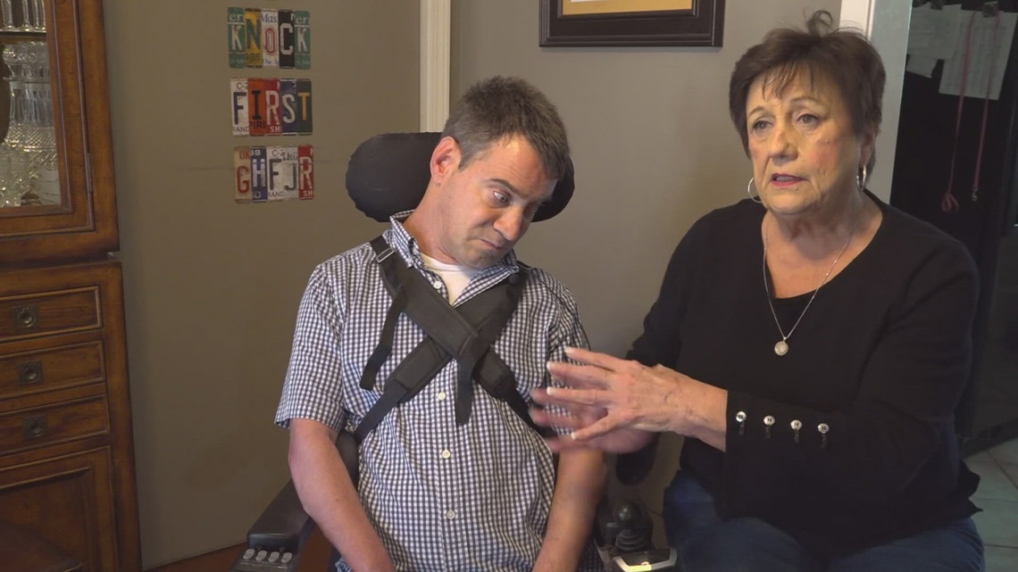 Alvin Kamara invests in Five O Fore Golf complex in New Orleans | wwltv.com