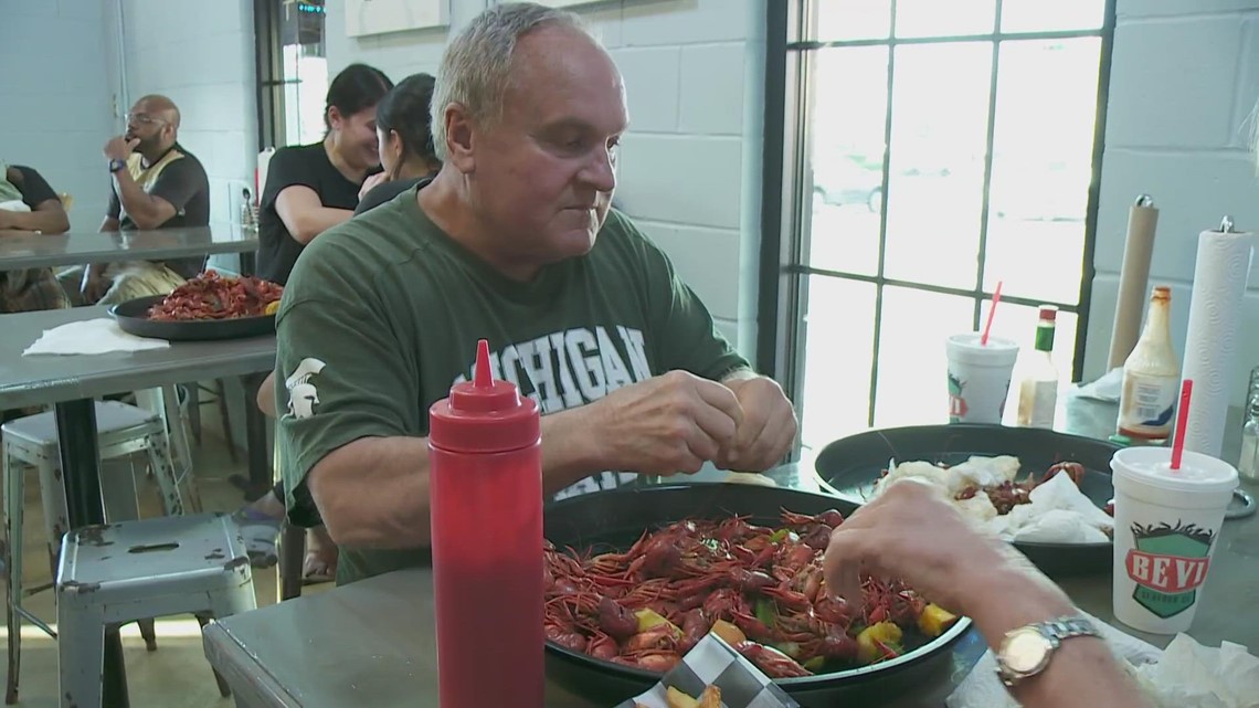 Warm February benefits crawfish season, prices dropping | wwltv.com