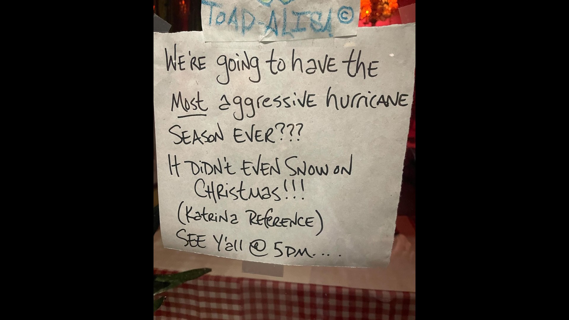 New Orleans restaurant's daily signs steal the spotlight | wwltv.com