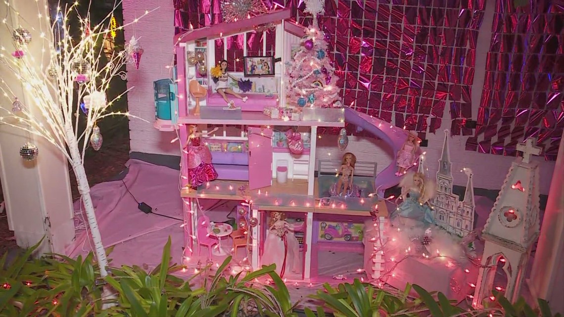 Christmas barbie house store