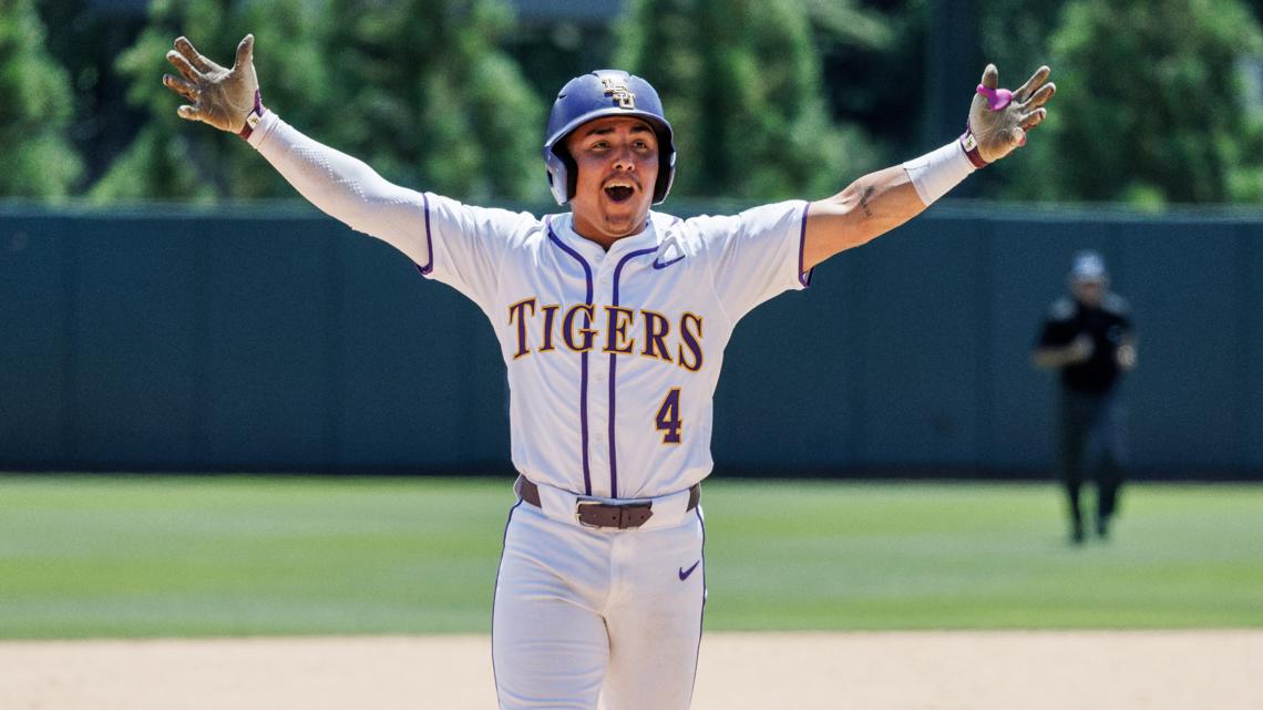 LSU uses big bats; clutch pitching to 'Winner-take-all' Regional ...