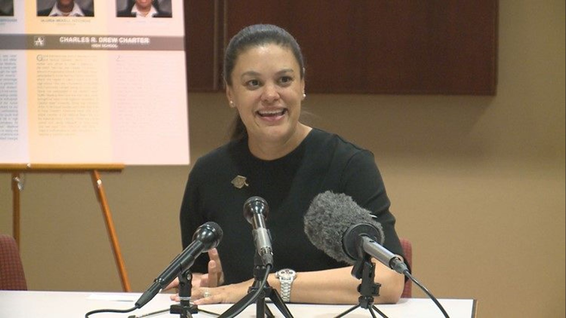 Atlanta Public Schools superintendent gets contract extension | wwltv.com